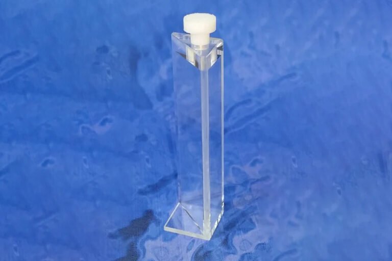 (TYPE B4) TRIANGULAR Fluorescence Cuvette (Three Polished Windows ... (TYPE B4) TRIANGULAR Fluorescence Cuvette (Three Polished Windows ...